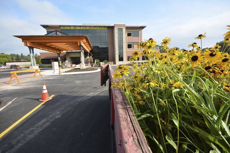 New Munson cancer center taking shape | the BIZ | record-eagle.com