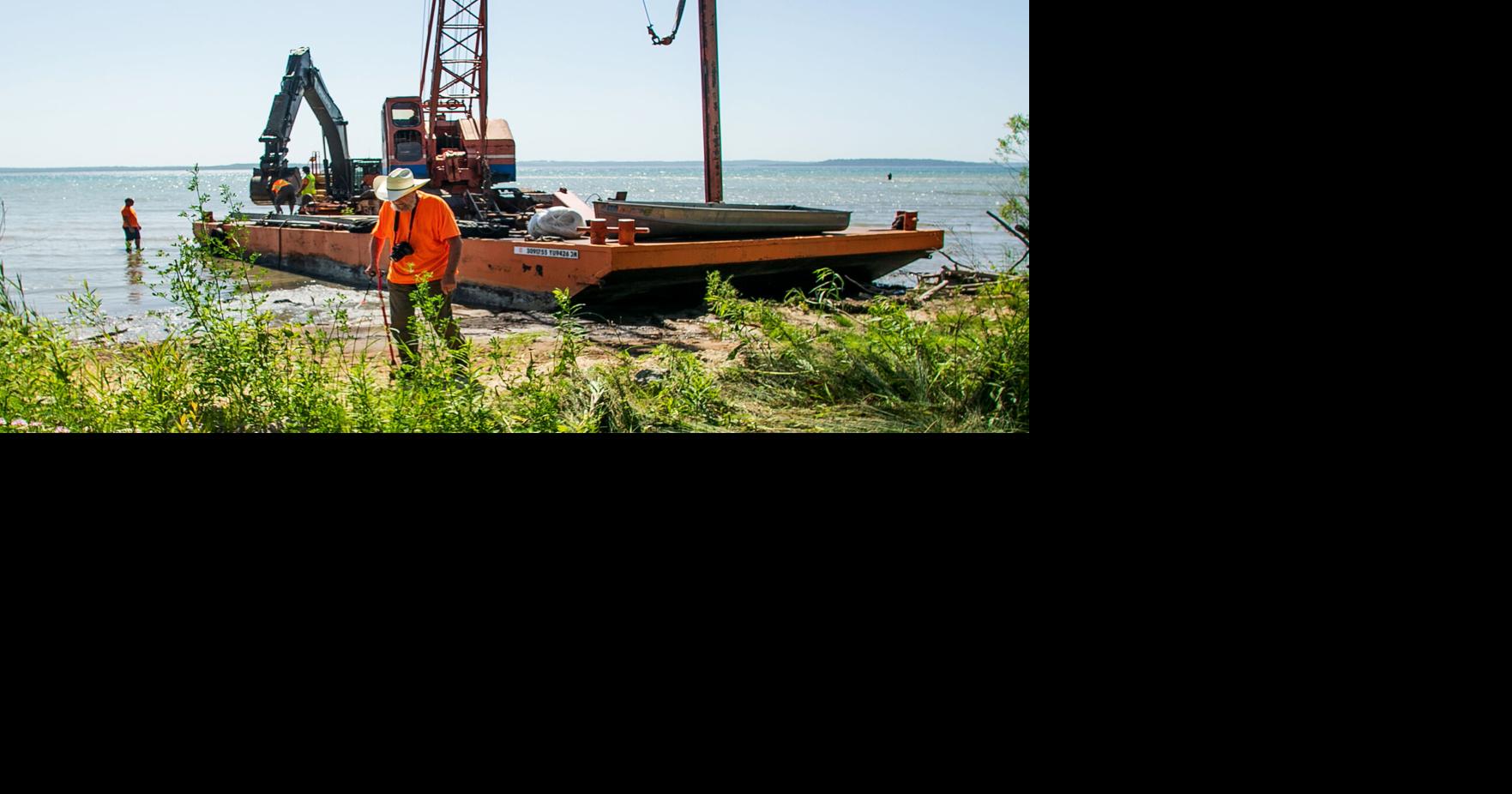 BAY BARGE | | record-eagle.com