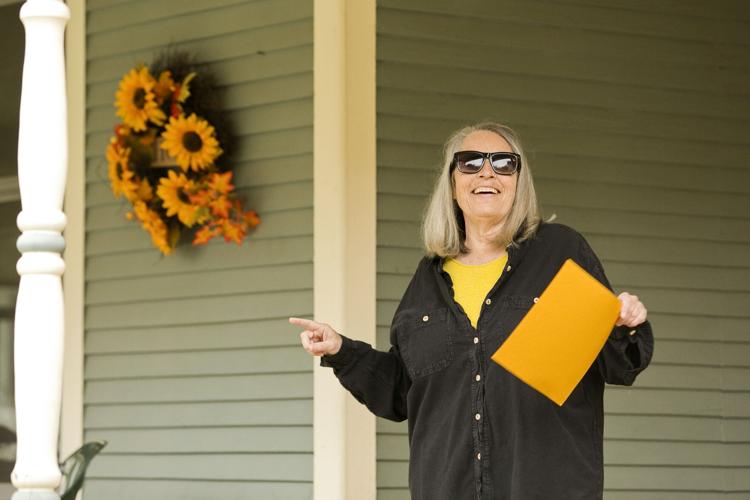 Singing through a pandemic: Neighborhood trio hits 500-day mark with ...