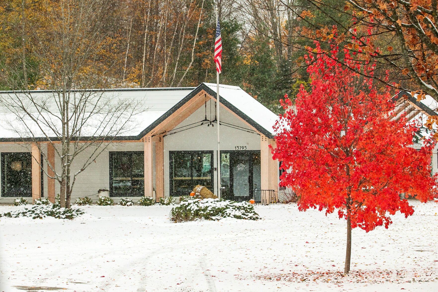 RIGHT BOWER | | record-eagle.com