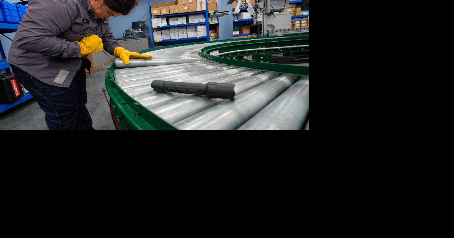 Sluggish hiring closes out a frustrating year for job seekers though ...