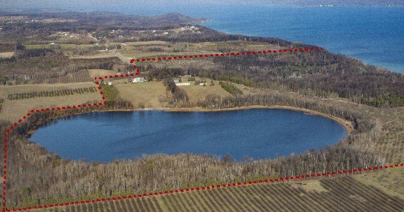 A lake runs through it: New Maplehurst Natural Area open to public ...