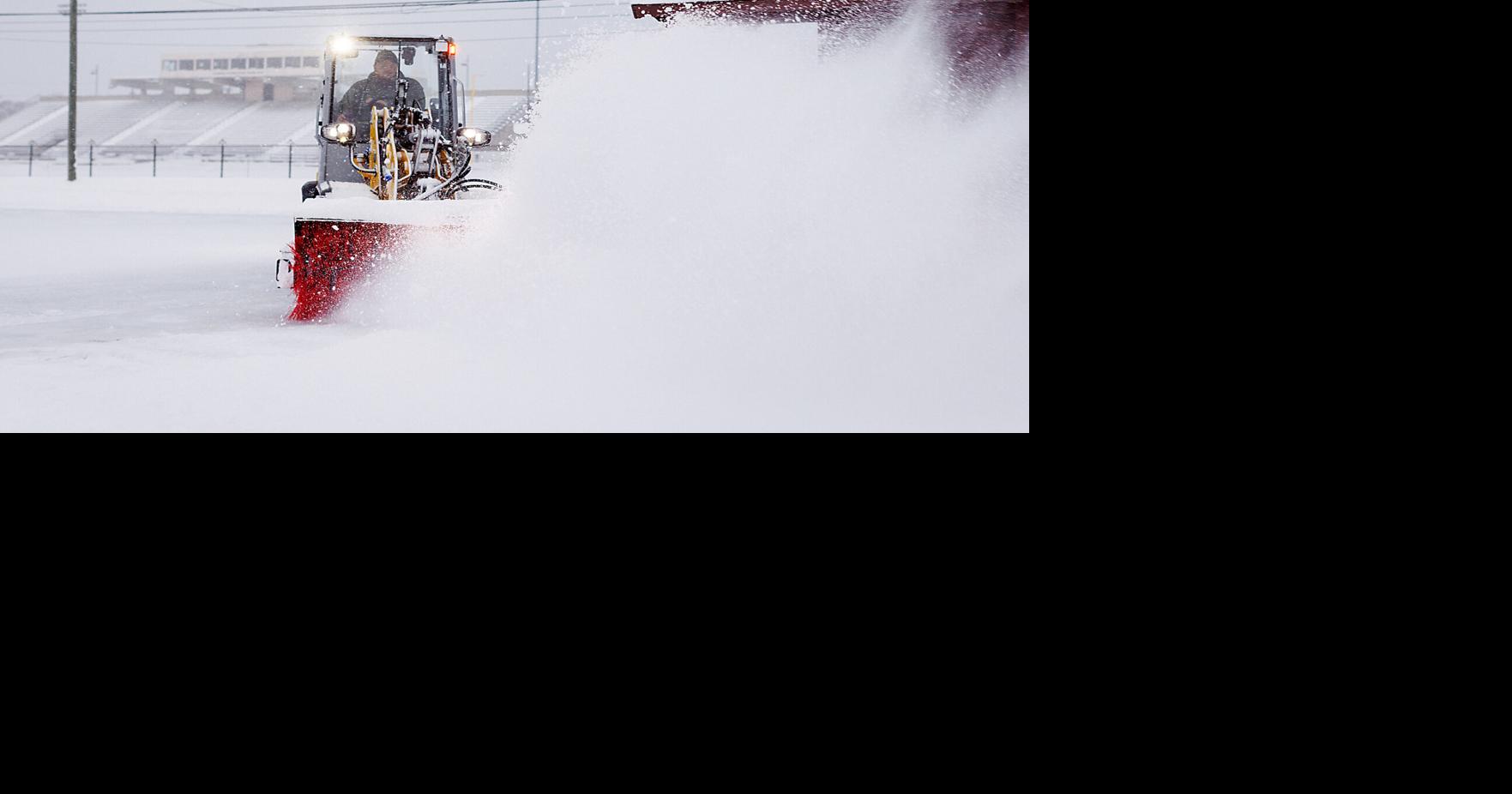 Maintaining the Ice rink | Local News | record-eagle.com
