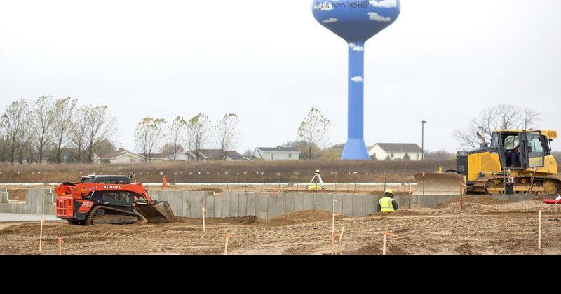 New Pepsi distribution facility taking shape | Business | record-eagle.com