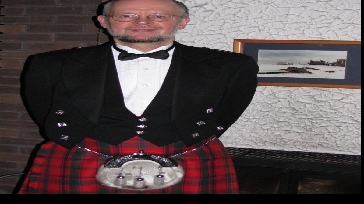 Alan McColl immortalizes Robert Burns in word and deed | Lifestyles ...