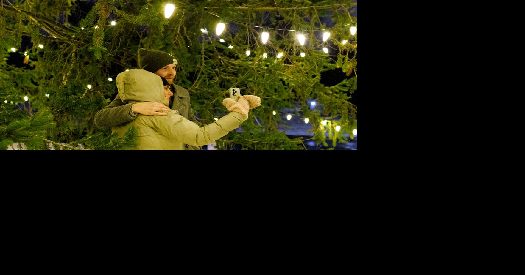 The Village Tree Lighting | Local News | record-eagle.com