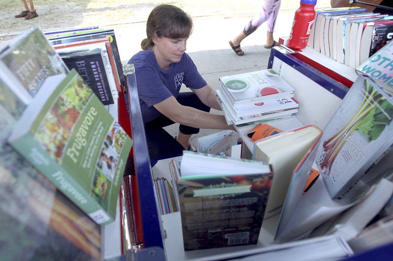 Commuting Library brings books to streets | Local News | record-eagle.com
