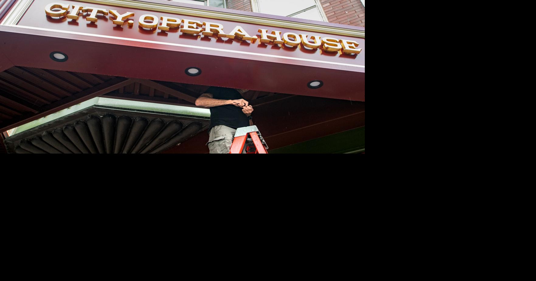 OPERA HOUSE’S NEW MARQUEE | News | record-eagle.com