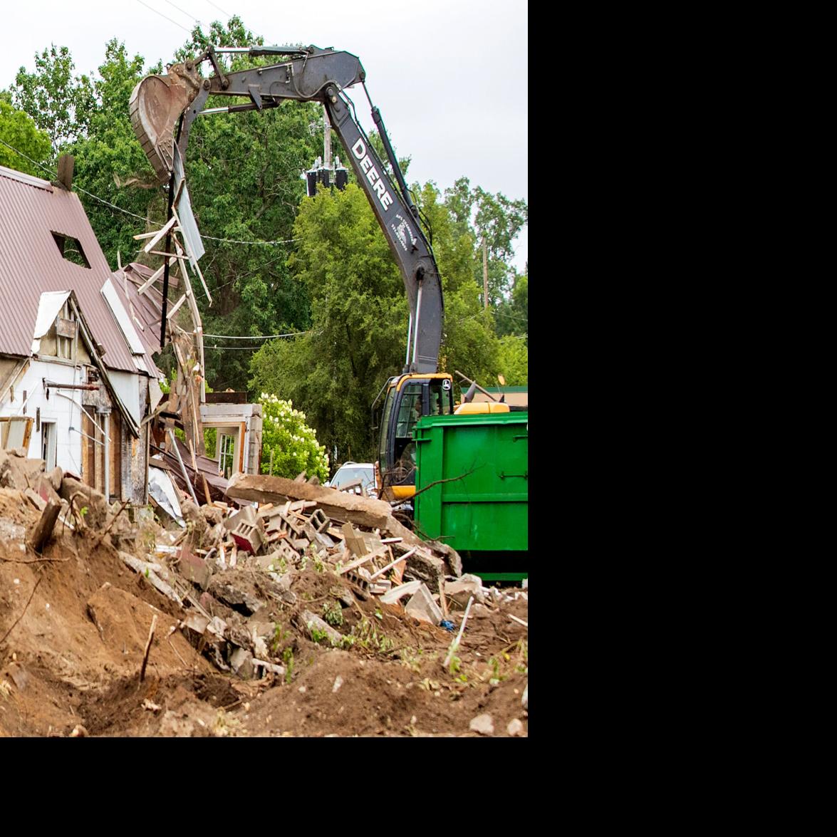 Local couple accused of bilking wealthy doctor suffering from Parkinson ...