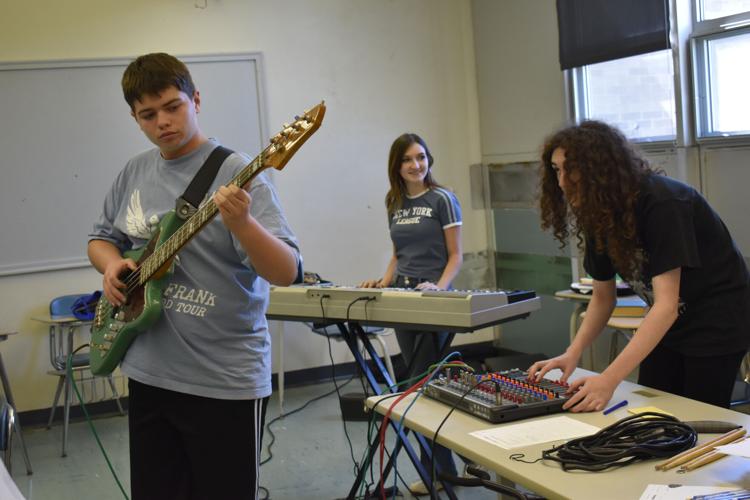 Reading, Writing, Rock: Reynolds students make music, make friends in ...