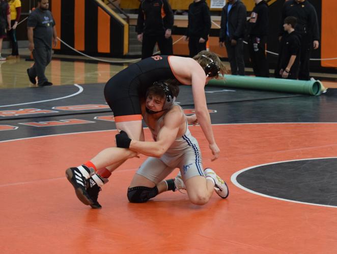 Raiders lose to the Beavers in D-10 Class 2A team semifinals, 37-34 ...