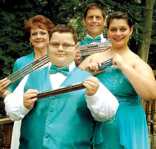 Honkin’ on the Harp | Front-page | recordargusnews.com