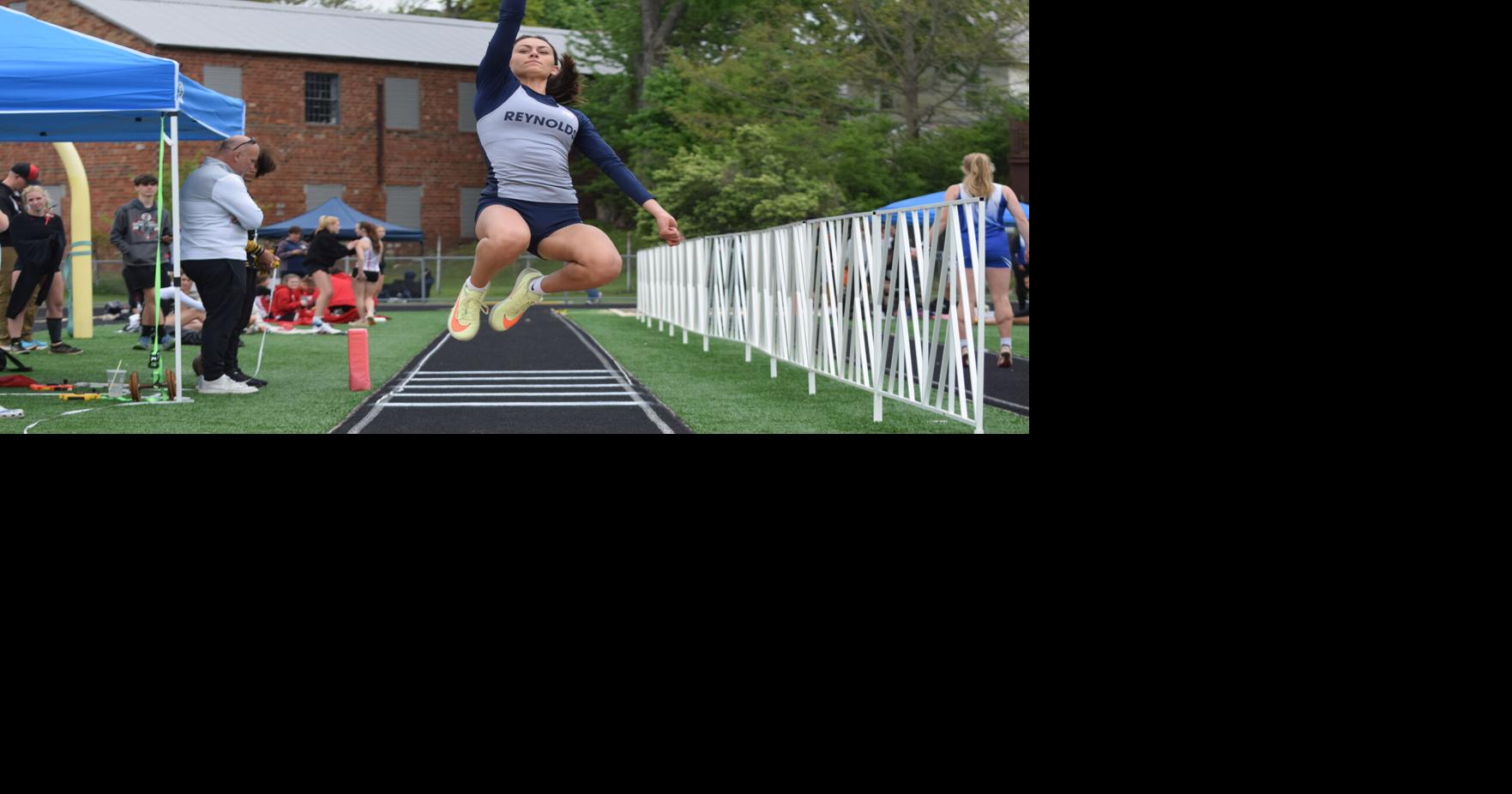 Last stop before districts; Ava Murcko wins two individual titles ...