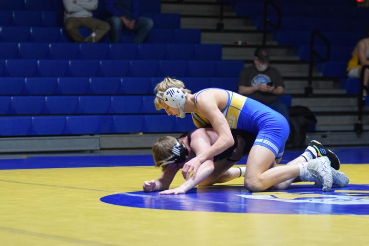 Trojans stomp Grape Pickers | Sports | recordargusnews.com