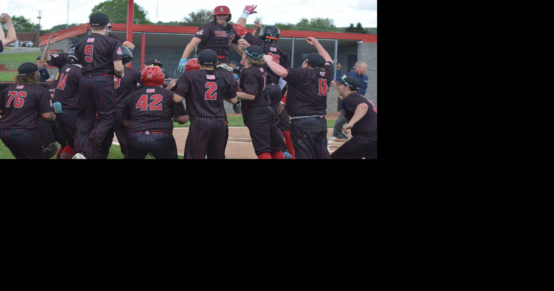 Big night in Lakeview as Sailors win share of Region 3 title with 10-3 ...