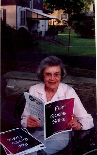 Through the Arch: Jamestown mourns loss of historian, renaissance woman ...