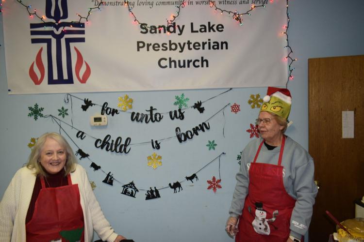 Christmas Magic gets Sandy Lake in the holiday spirit | News ...