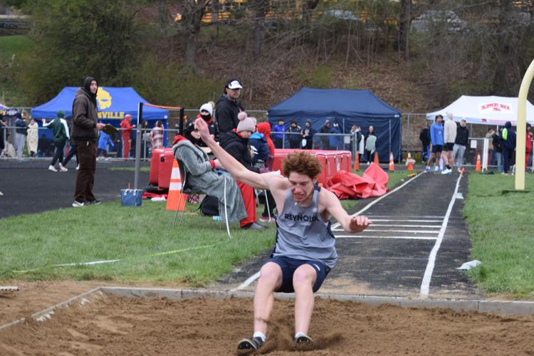 Local Sports Roundup: Raiders and Trojans fair well at Big Red ...