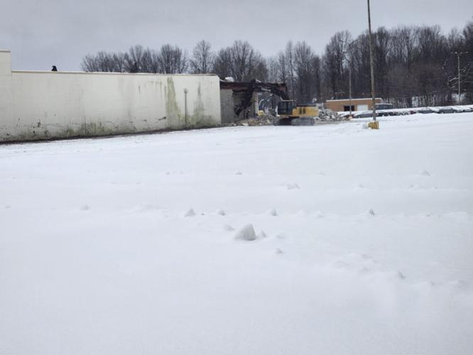 Walls of Shenango Valley Mall begin to come down | News ...