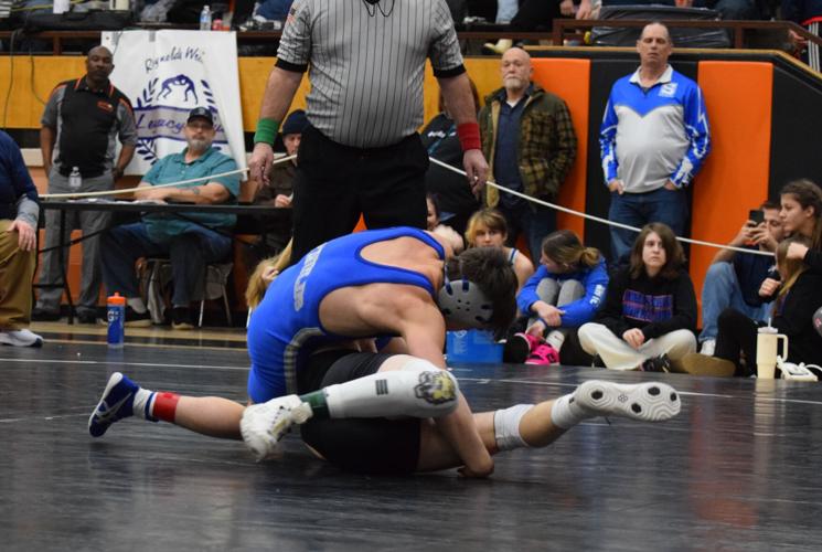 Raiders win 52nd Section Championship | Sports | recordargusnews.com