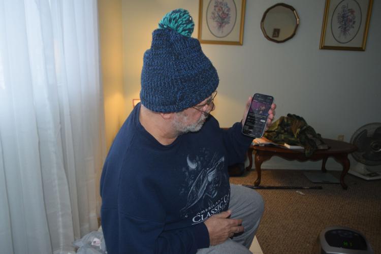 Elvis Mike returns to the building | News | recordargusnews.com