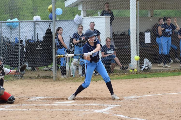 Big Reds spoil Lady M's senior day, win 3-1 | Sports | recordargusnews.com