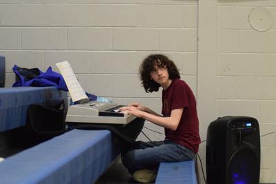 Reynolds Jesse Burns takes the spotlight | Local News | recordargusnews.com