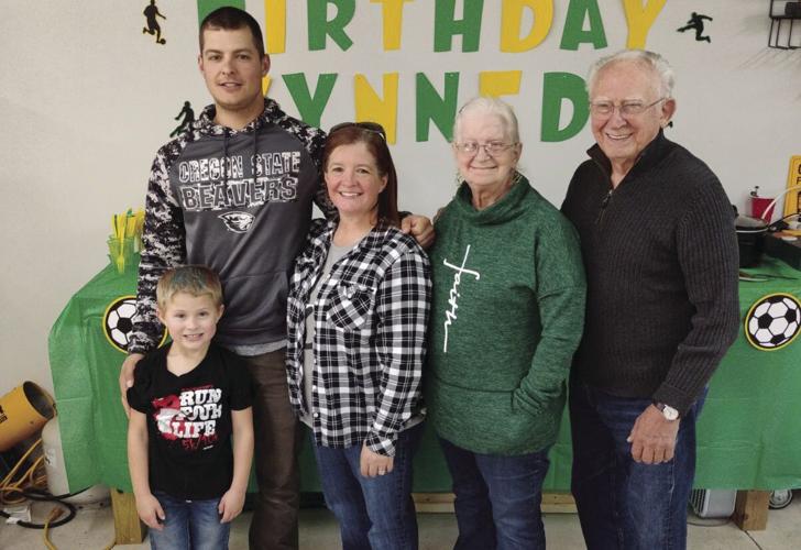 Ron Courtney celebrates family with five generations times three ...