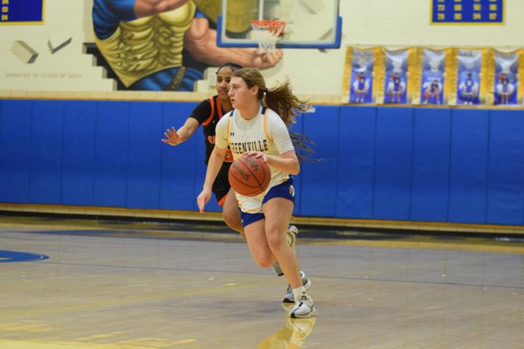 Tigers claw out 55-51 upset win over Trojans | Sports | recordargusnews.com