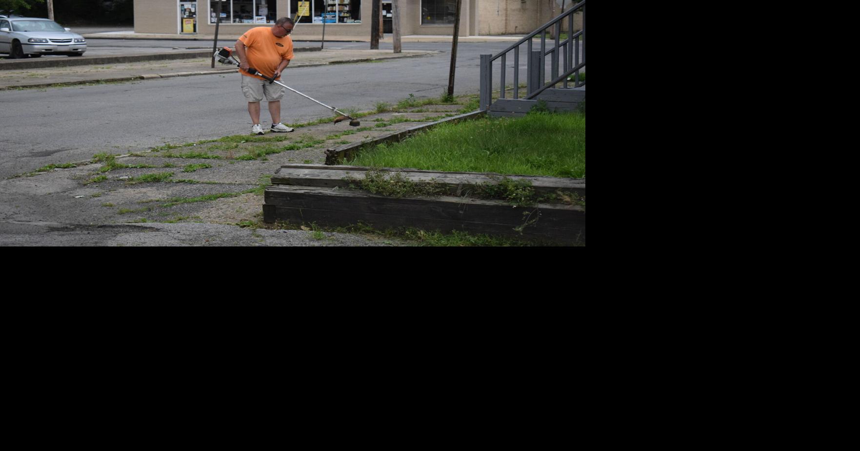 Bill Sumners gets ready for Heritage Days Super Cruise | Community ...