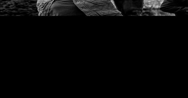 Yo, Adrian! Stallone surprises fans with visit to iconic ‘Rocky’ statue ...