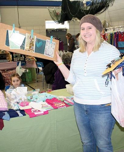 COVERED-BRIDGE CRAFTERS | Front-page | recordargusnews.com