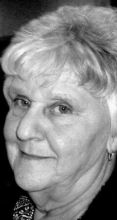 Betty M. Hall | Obituaries | recordargusnews.com
