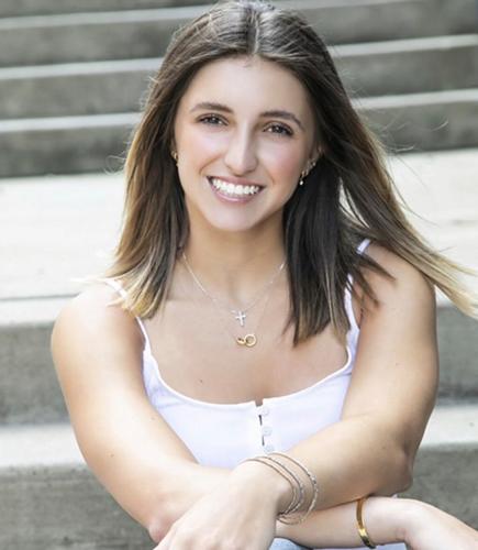 Beloved librarian helps MHS grads check out | News | recordargusnews.com