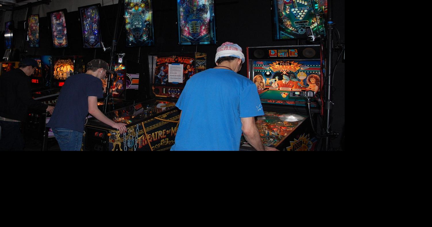 Hundreds gather for latest pinball tourney | News | recordgazette.net