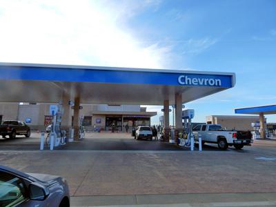 New Chevron Maya gas station opens for business in Beaumont ...