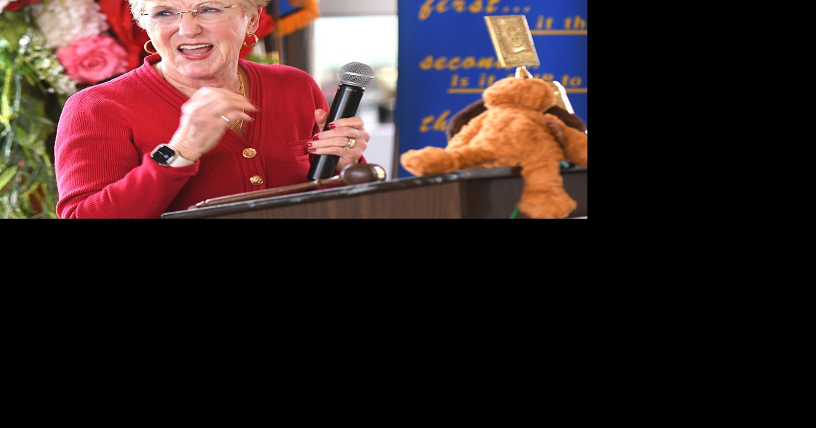 PHOTO: Gayle Manchin speaks to Beckley Rotary | News | register-herald.com