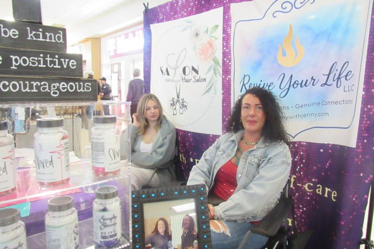 Retro Reset hosts vendor market in mall | Local News | register-herald.com