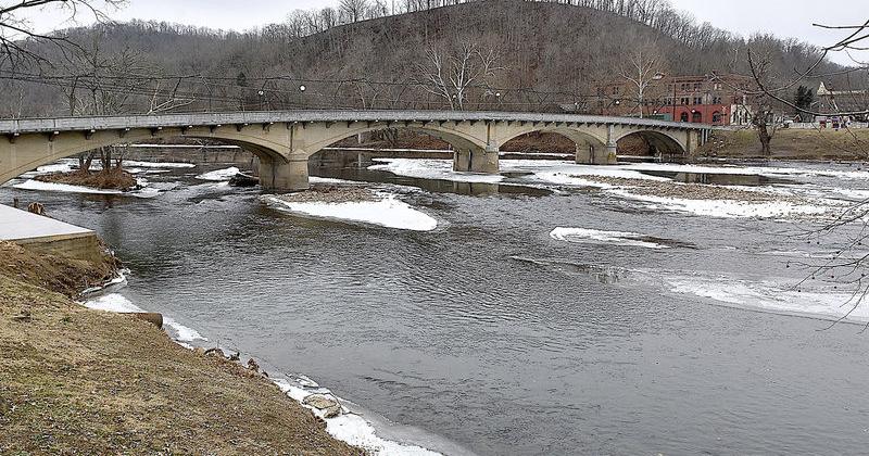 Alderson's fortunes ebb and flow with the river | News | register ...