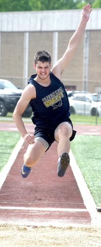 No hurdle too high for Agee | Sports | register-herald.com