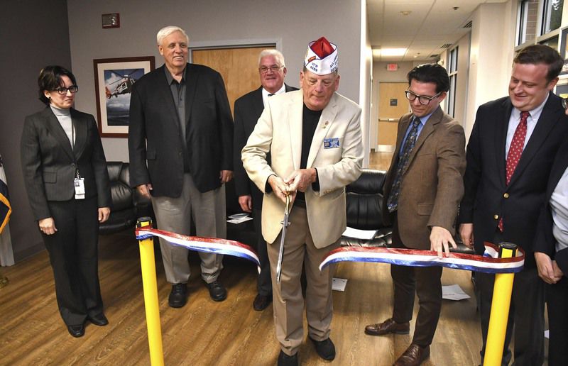 Cutting the ribbon for hope (WITH VIDEO) | Health | register-herald.com