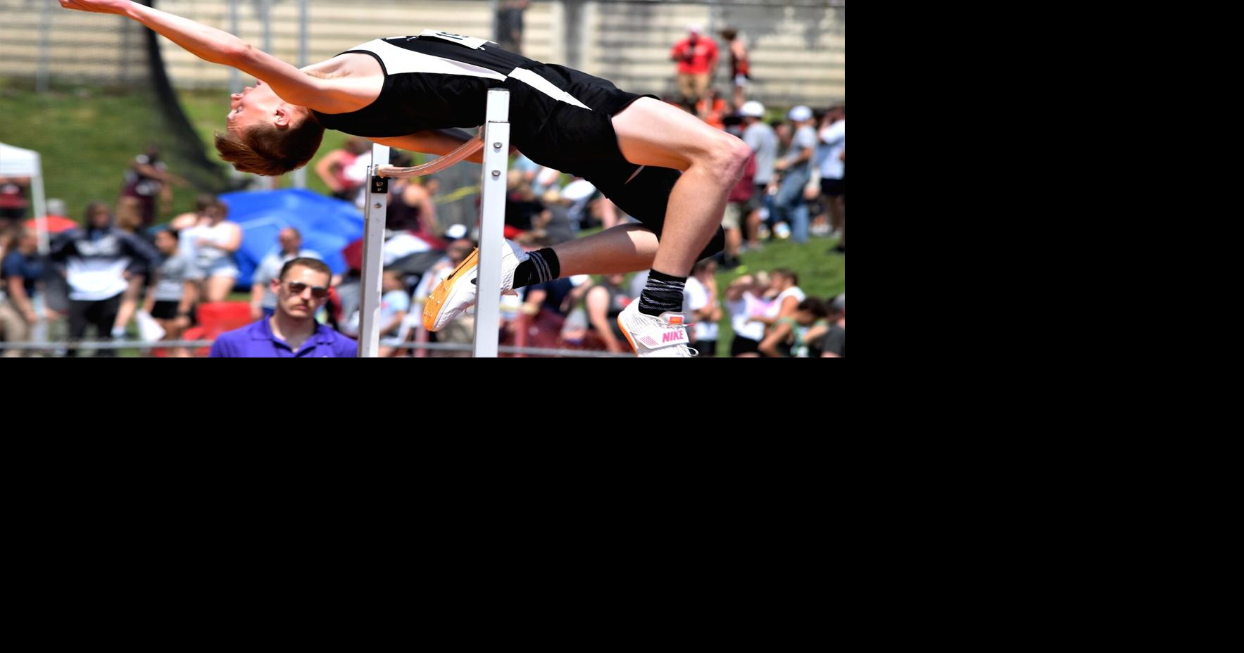 Staples, Keeney take home first-day gold | Scouts | register-herald.com