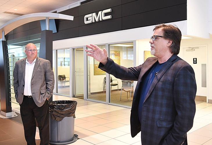 PHOTOS: Dutch Miller of Beckley Ribbon Cutting | News | register-herald.com