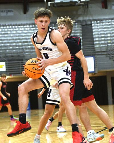 Red-hot Cole leads James Monroe over Liberty | Sports | register-herald.com