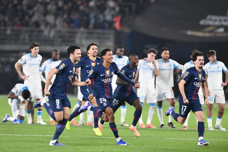 Tears flowed for Marseille coach De Zerbi after agonizing defeat to ...