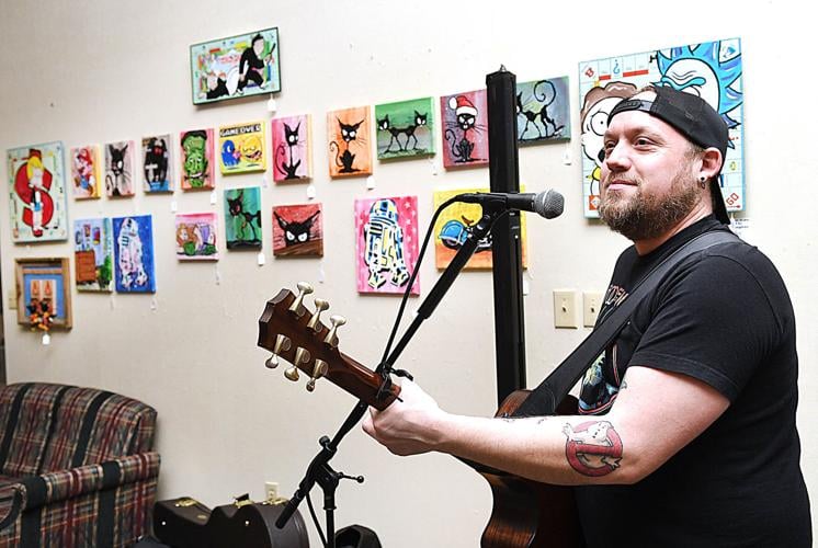 PHOTOS: Gary Vaughan Art Exhibit | News | register-herald.com