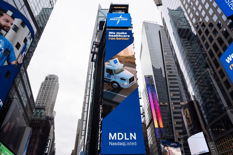 Stocks rise on Wall Street as AI stocks turn higher again | News ...