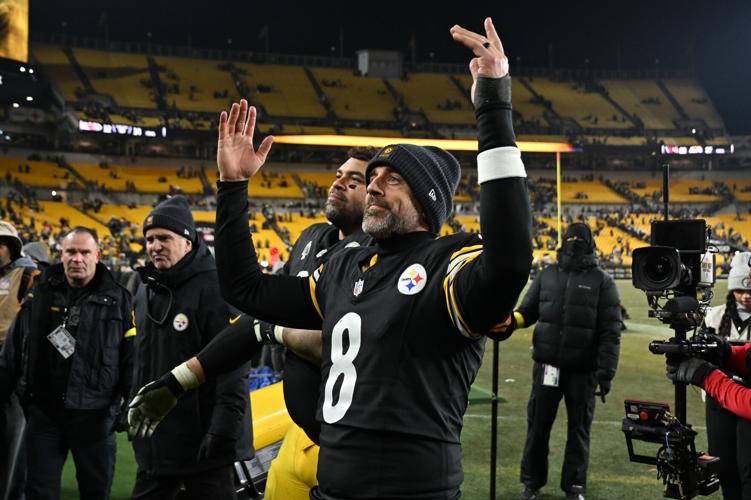 Rodgers and Steelers win AFC North, beating Ravens 26-24 after Loop ...