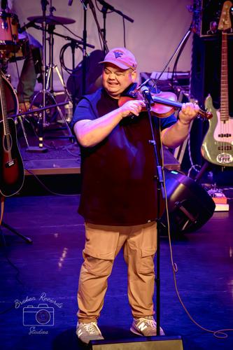 Philip Bowen preps for hometown shows | Arts & Entertainment | register ...