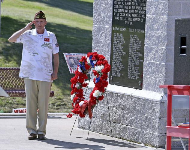 Fallen veterans honored at Coal City Memorial Day service | State ...